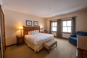 Spacious 3 Bedroom With 4 Beds And Sleeper Sofa Condo - No Cleaning Fee! by Redawning (Colorado, Gunnison County, Crested Butte), otel  Kolarado Eyaleti'nden