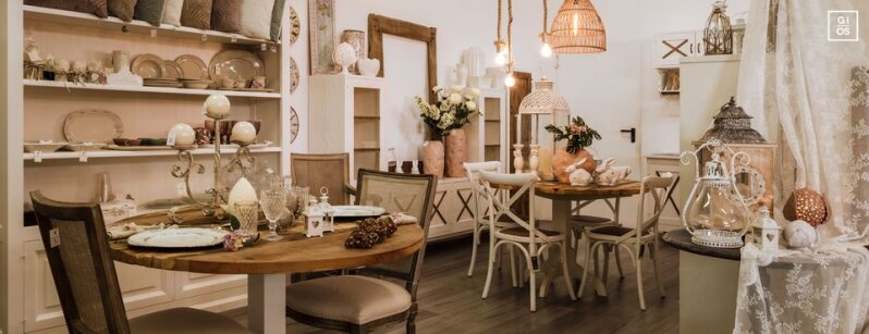 Mobilya mağazaları Gios Wood Design, Puglia, foto