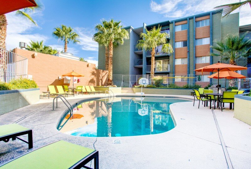 Yurtlar Campus Crossings on 8th Street, Tucson, foto