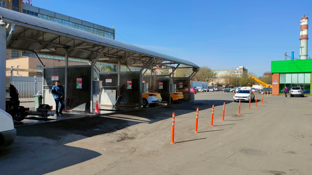 Oto yıkama Crystal Car Wash, Moskova, foto