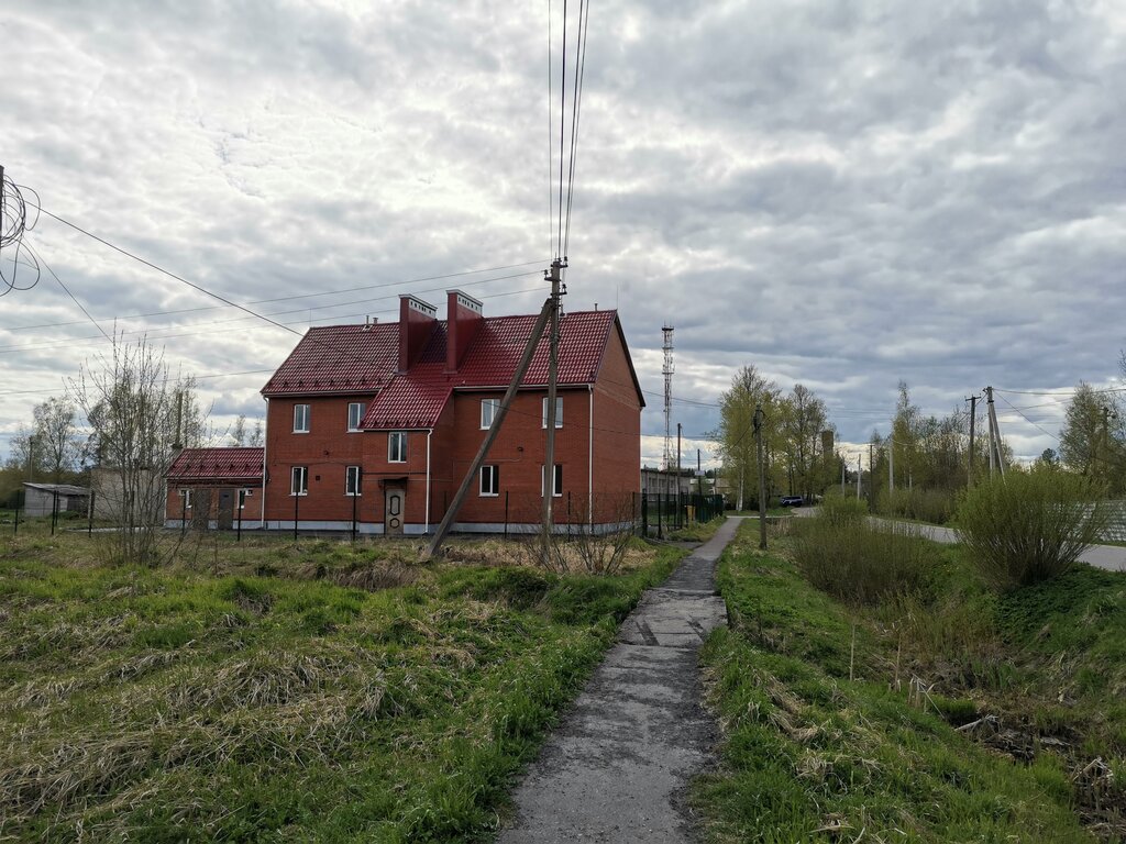 Aile sağlığı merkezi Фельдшерско-акушерский пункт, Saint‑Petersburg ve Leningradskaya oblastı, foto