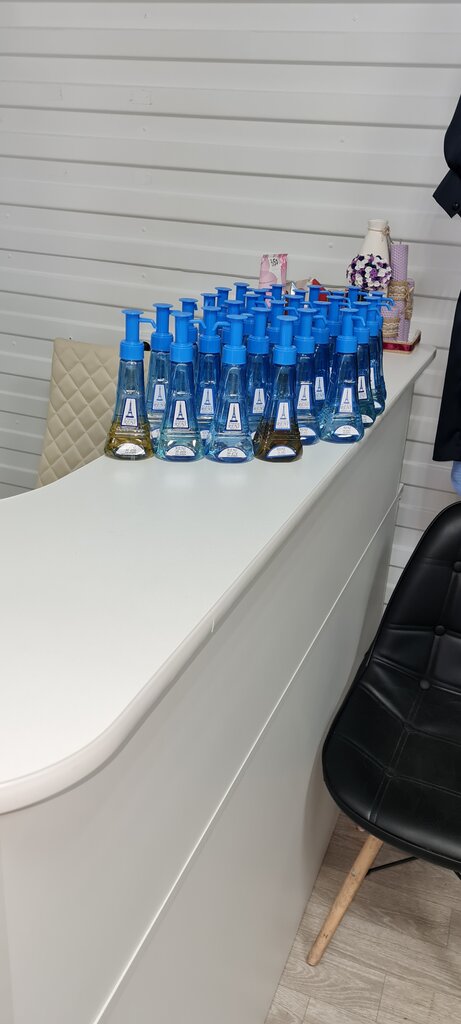 Kozmetik ve parfümeri mağazaları Reni парфюм, Hakasya, foto