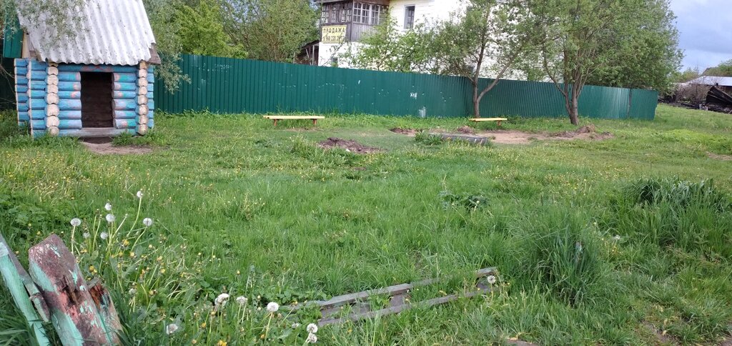 Oyun alanı Playground, Pskovskaya oblastı, foto