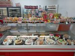 Cakes on Tyulyaeva street (ulitsa Tyulyayeva No:20/6), pasta, şekerleme ve tatlı  Krasnodar'dan