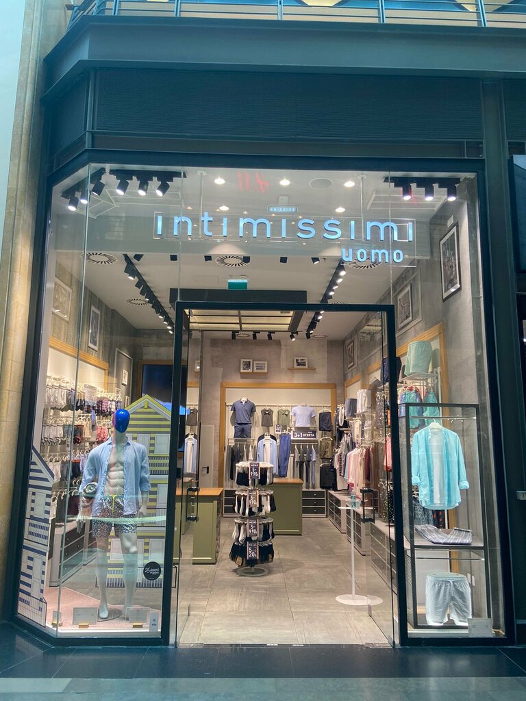 Giyim mağazası Intimissimi Uomo, Setubal, foto