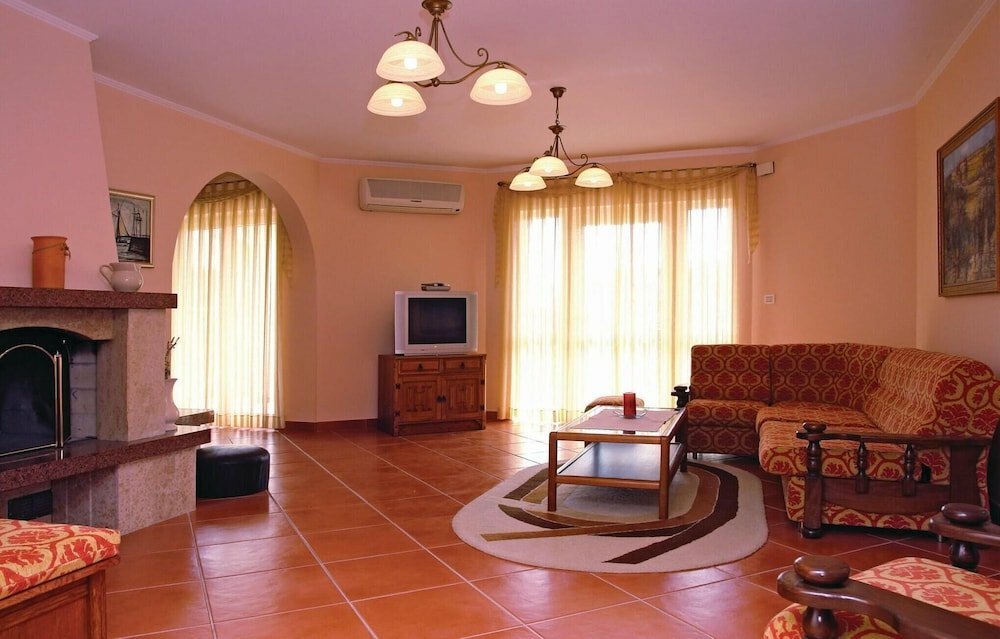 Otel Awesome Apartment in Novigrad With 2 Bedrooms, Dünya, foto