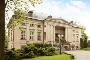 Pałac Pakosław (Greater Poland Voivodeship, Powiat Krotoszyński, miasto Krotoszyn), otel  Büyük Polonya Voyvodalığı'ndan