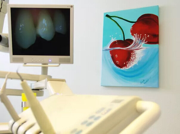 Özel ağız ve diş sağlığı klinikleri ve muayenehaneleri Dr. Frederik Rengholt, Baden‑Wurttemberg, foto