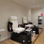 Maniloo (Via Q. Sella No:31, Florence), güzellik salonu  Floransa'dan