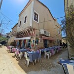 Dem Meyhane Alaçatı (İzmir, Çeşme, Alaçatı Mah., 11039 Sok., 5A), restoran  Çeşme'den