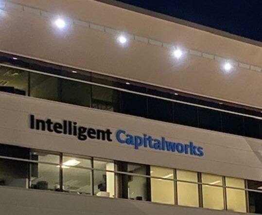 Yatırım fonu firmaları Intelligent Capitalworks, Scottsdale, foto