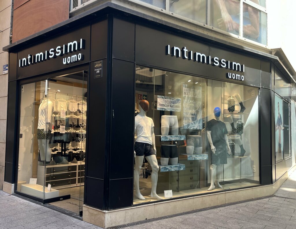 Giyim mağazası Intimissimi, Lleida, foto
