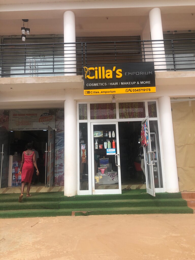 Kozmetik ve parfümeri mağazaları Colla’s cosmetics and more, Dünya, foto