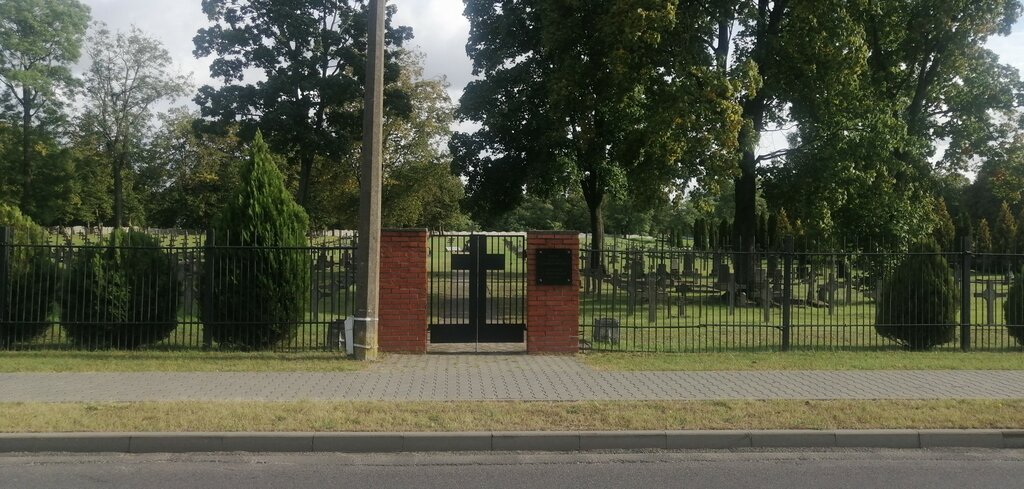 Mezarlıklar Polskija garnizonnyja mogilki, Brest, foto