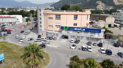 Alışveriş merkezleri Supermercati Maxi Evviva, Salerno, foto