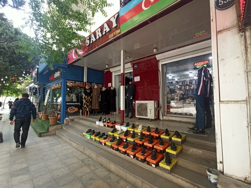 Giyim mağazası Saray, Bakü, foto