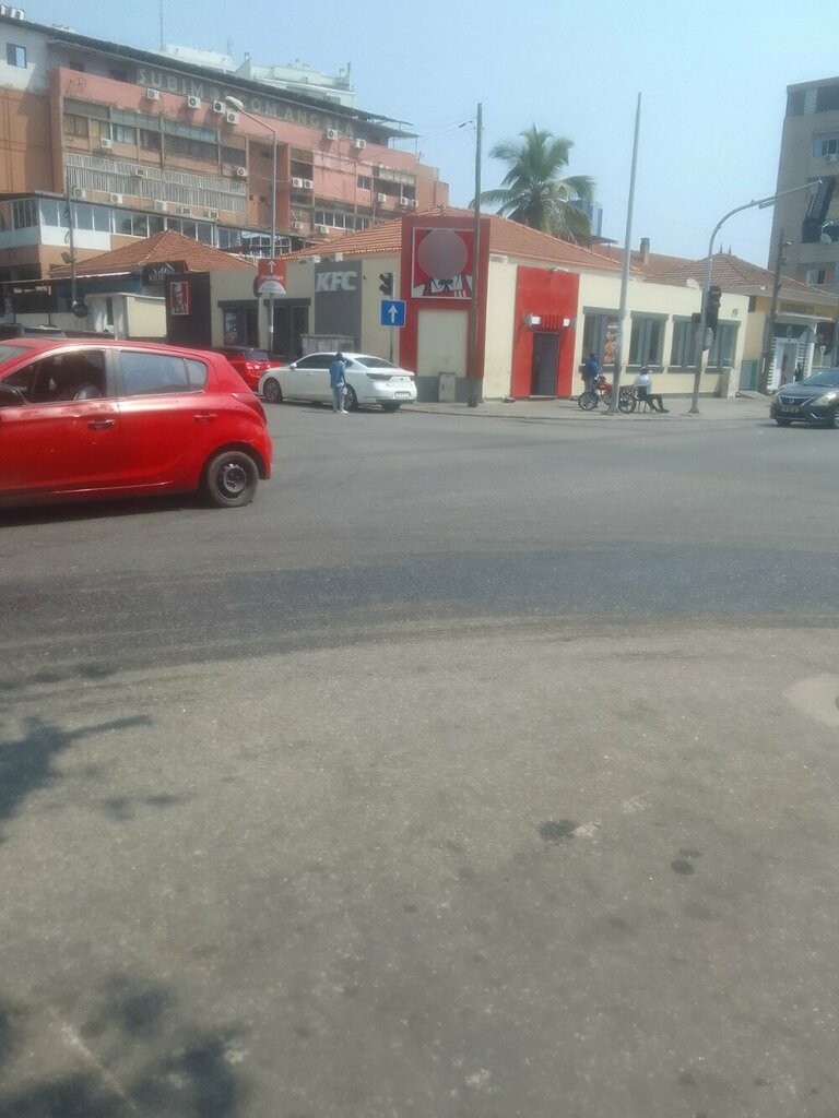 Restoran KFC, Loanda, foto