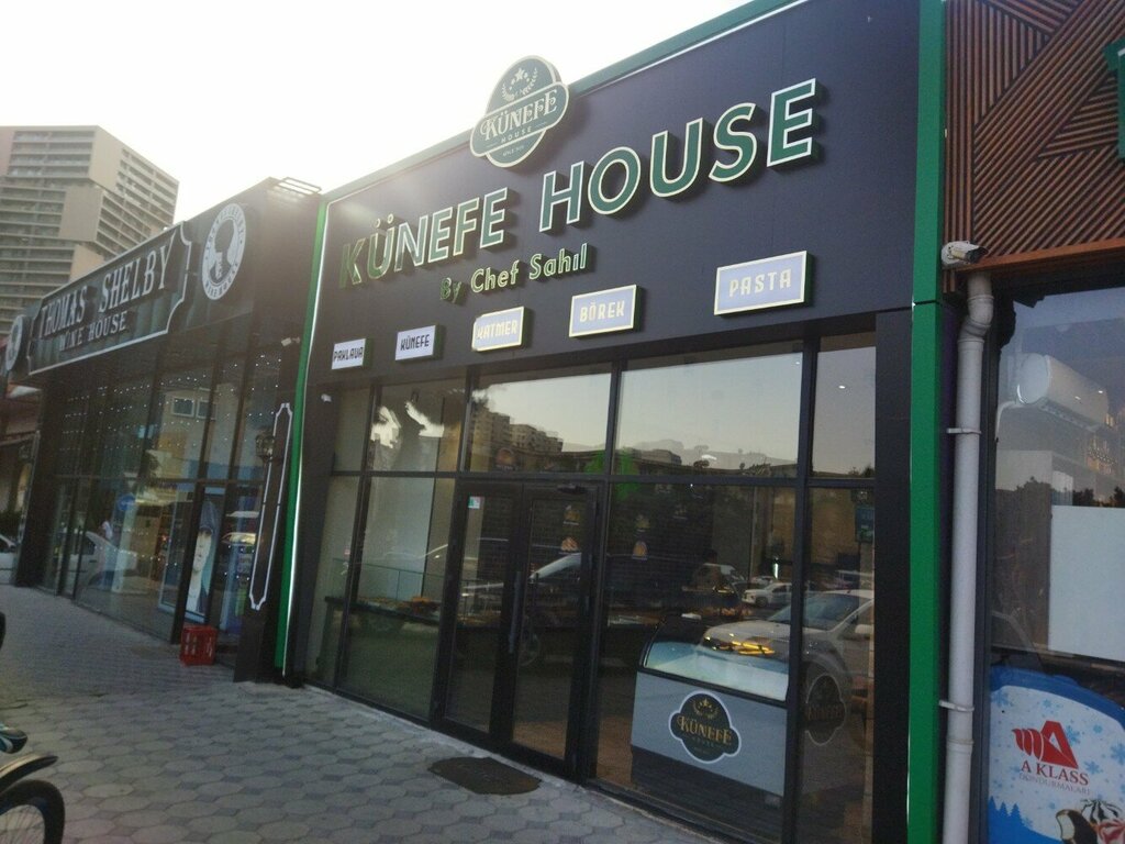 Pastacılık üretimi Künefe house, Bakü, foto