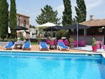 Clos la Verdiere (Provence-Alpes-Côte d'Azur, Bouches-du-Rhône, Arrondissement d'Aix-en-Provence, Velaux, Chemin du Vallon des Brayes), otel