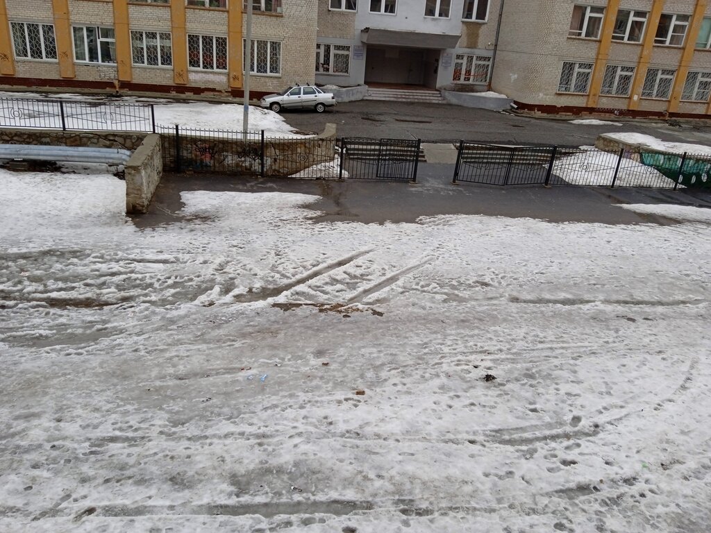 Belediyeler, devlet daireleri Administratsiya Mo Chebarkulskogo gorodskogo okruga Mu, Çebarkul, foto