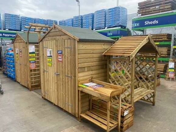 i̇ndirim ve fırsat sistemleri B&m Store with Garden Centre, , foto