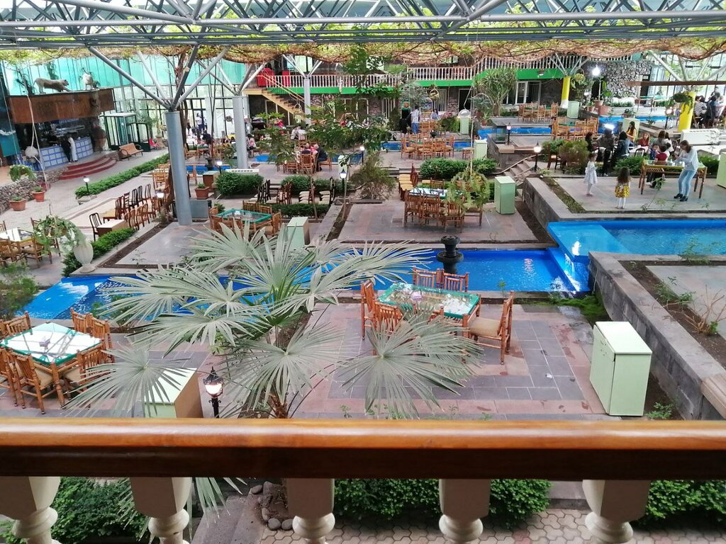 Kafe Oazis, Gümrü, foto