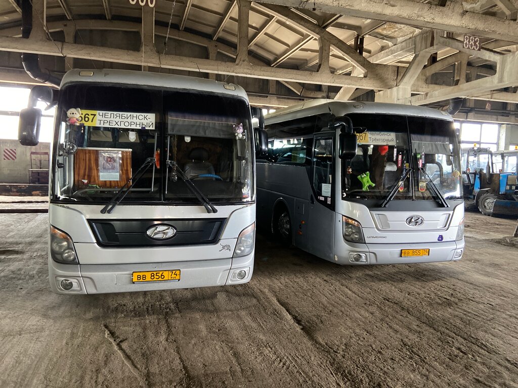Otopark ve tamirhaneler Avtotransportnoye predpriyatiye, Triohgorny, foto