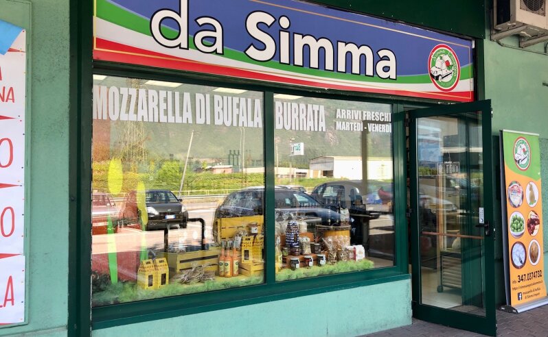 Market Da Simma - Prodotti tipici del sud Italia, Lombardiya, foto