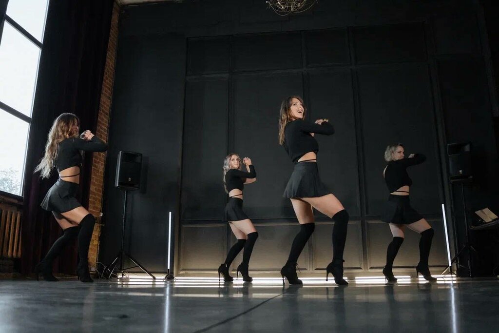 Dans okulları Diamond Dance, Çeliabinsk, foto