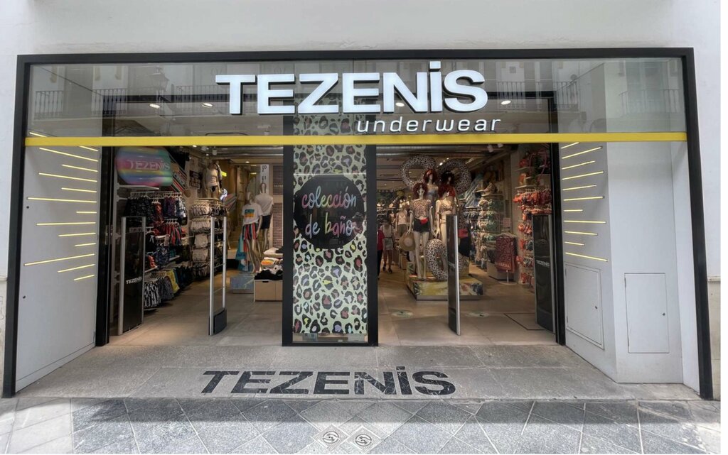 Giyim mağazası Tezenis, Sevilla, foto