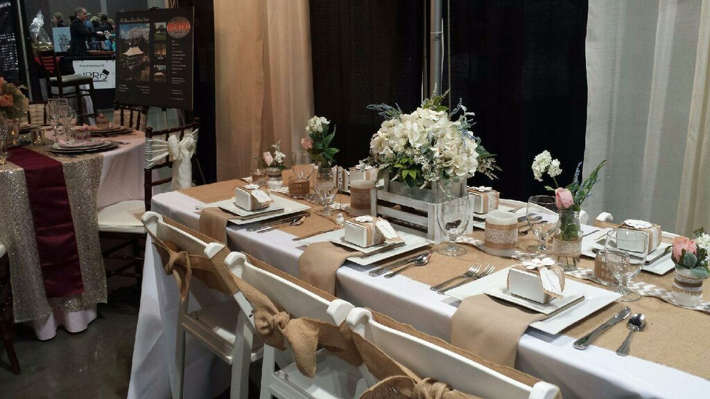 Çerçeve ve çadır yapıları Lake City Equipment & Event Rental, Coeur d'Alene, foto
