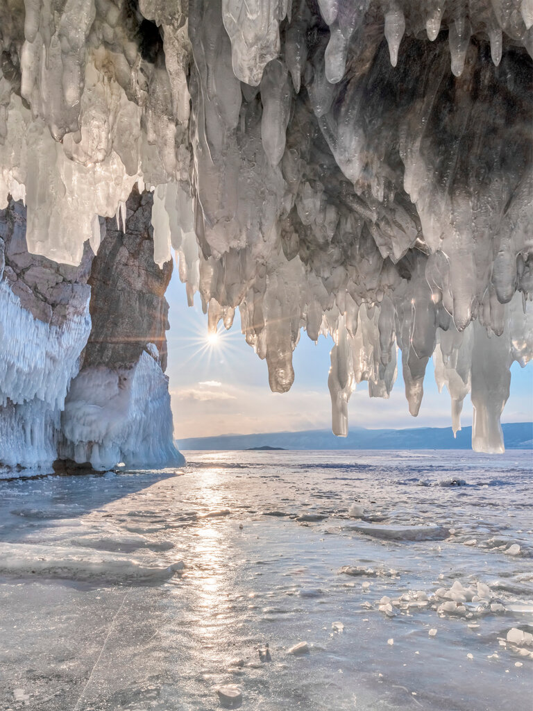 Dağ zirvesi Мыс Шибетский, İrkutskaya oblastı, foto