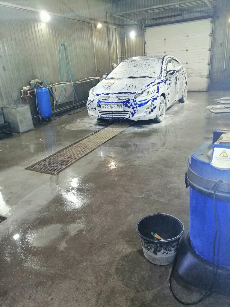 Oto yıkama Автомойка, Permski krayı, foto