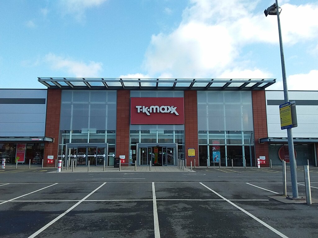 Büyük mağazalar Tk Maxx, Dundee, foto