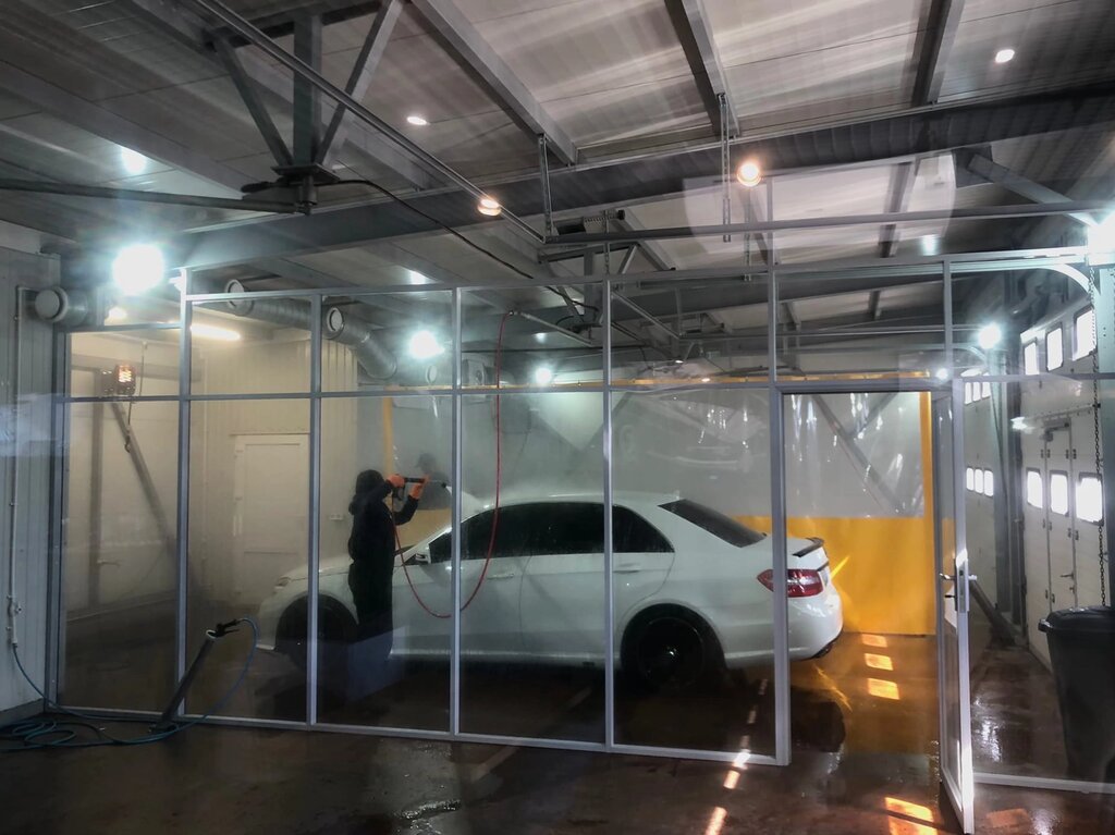 Oto yıkama Caring Hands, Saint‑Petersburg ve Leningradskaya oblastı, foto