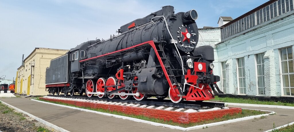 Teknoloji anıtı Паровоз Л-0186, Barnaul, foto