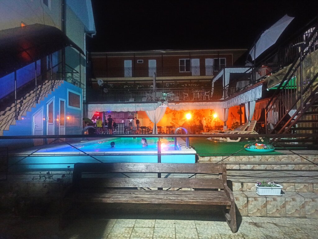Otel Отель у моря, Soçi, foto