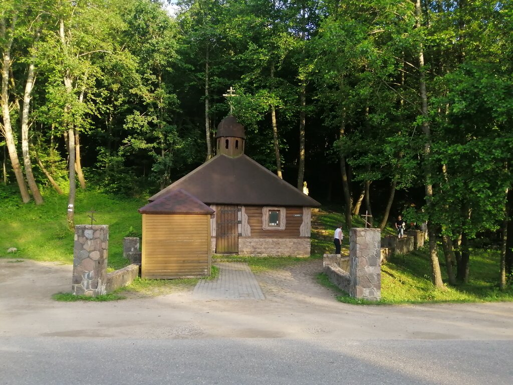 Pınar, çay Родник святителя Николая Чудотворца, Grodnenskaya oblastı, foto