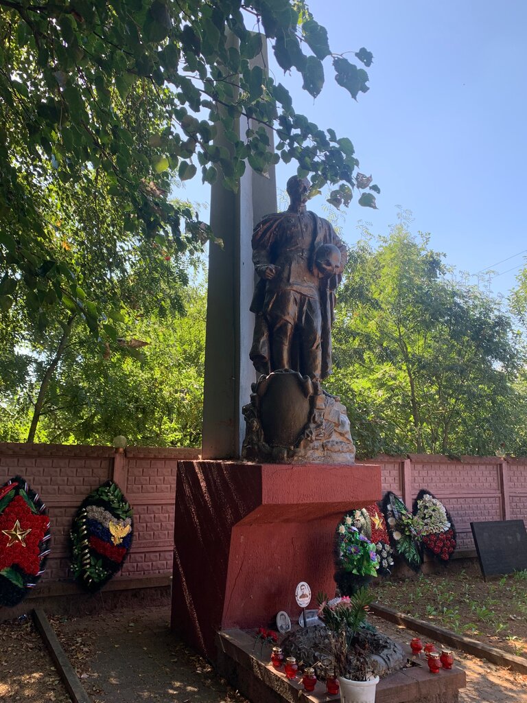 Anıt, heykel Односельчанам, павшим в Великой Отечественной войне, Smolenskaya oblastı, foto