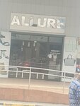 Allure (Rue A31 No:232, La commune Le Plateau), giyim mağazası  Abican'dan
