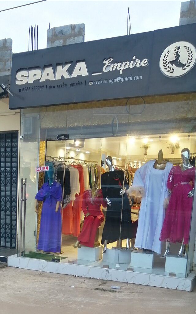 Giyim mağazası Spaka Empire, Dünya, foto