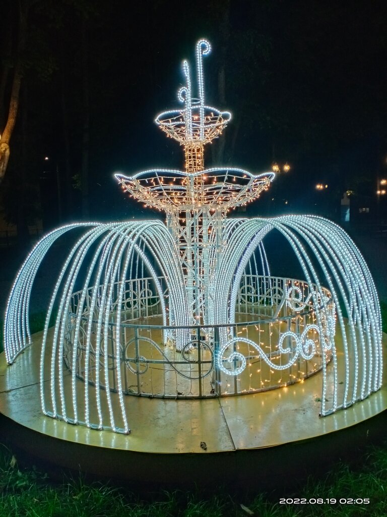 Turistik yerler Арт-объект Часы, Tosno, foto