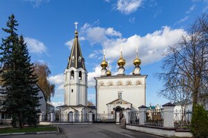 Feodorovskoye arkhiyereyskoye podvorye (Proletarskaya ploshchad No:34Б), ortodoks kiliseleri  Gorodets'ten