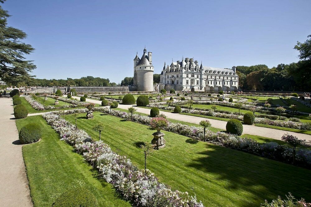 Otel Logis Hôtel Restaurant Le Cheval Blanc, , foto