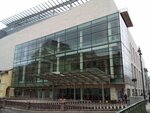 Высшая школа музыкального и театрального искусства Мариинского театра (Dekabristov Street No:34), uzmanlık eğitimi  Saint‑Petersburg'dan