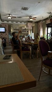 Kapuchino (Nikolaya Otrady Street No:26), kafe  Volgograd'dan