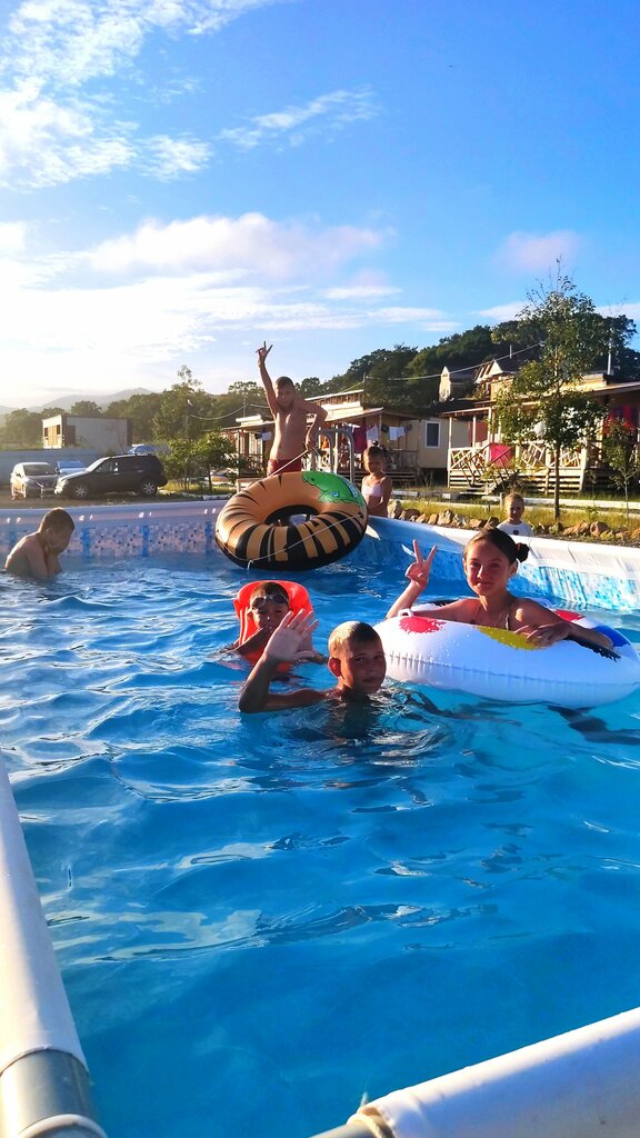 Resort oteller, tesisler Свои, Nahodka, foto