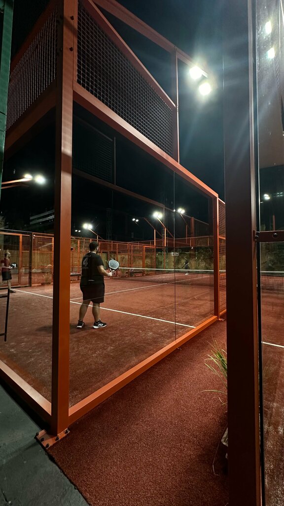 Spor ve eğlence merkezi Mamba Club, Dünya, foto