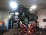 Автосервис (ulitsa Staraya Doroga No:1Ак4), otomobil servisi  Gatchina'dan