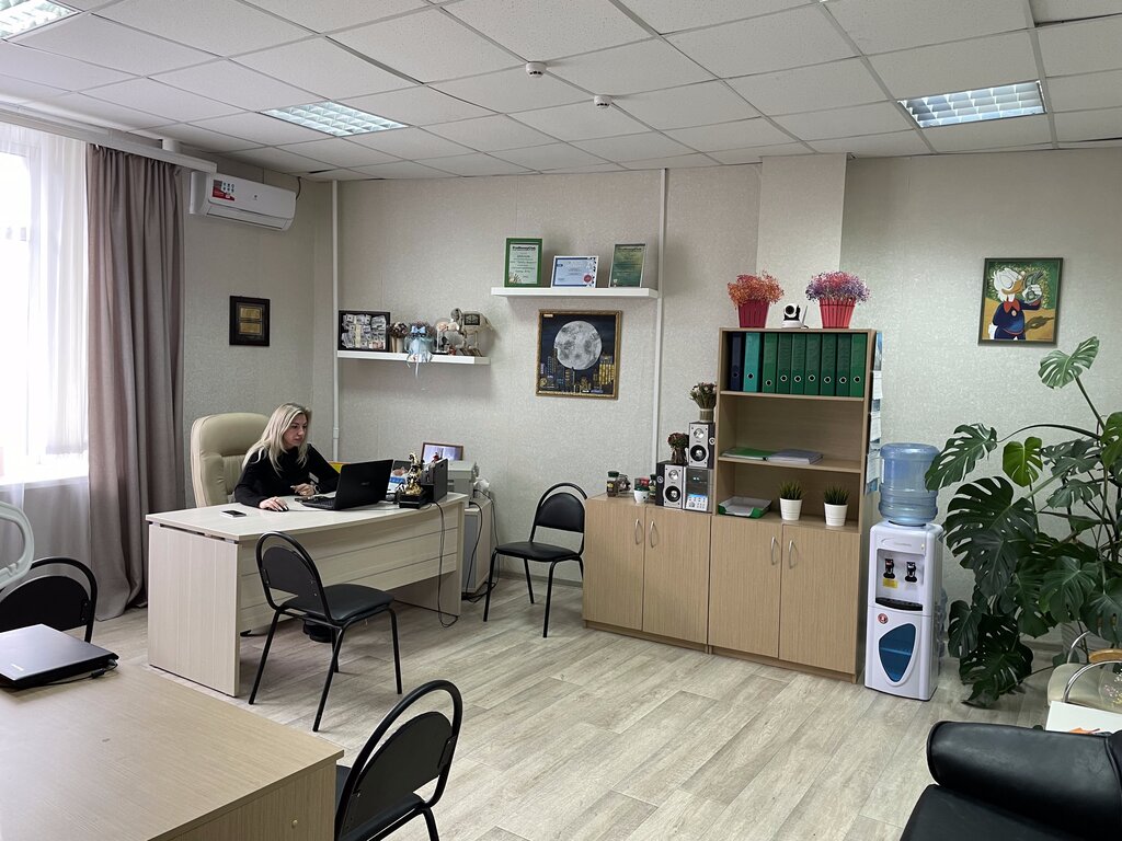 Kredi komisyoncuları Trade-Invest, Samara, foto